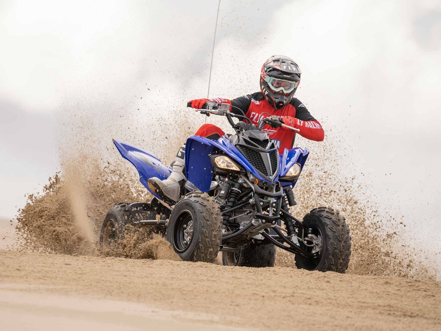 Video: 2022 Yamaha Raptor 700R Shreds Oregon’s Winchester Bay Dunes ...